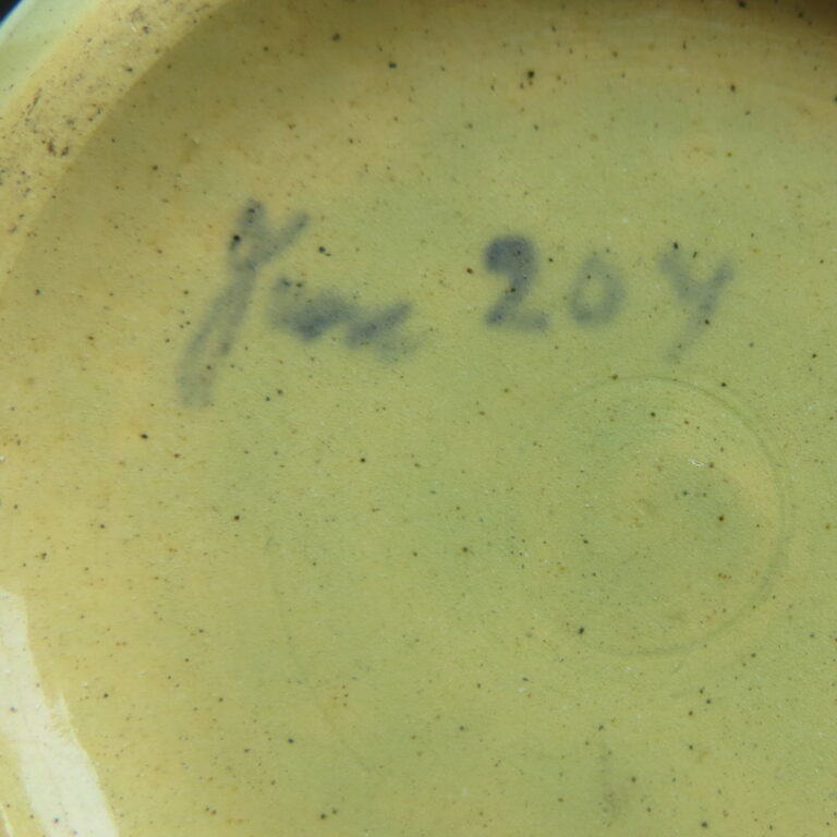 Marks And Labels - Ruskin Pottery